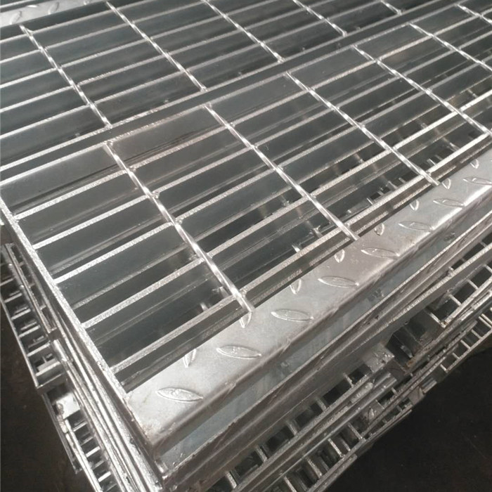 China Stair Tread Hot Dipped Galvanized Steel Grid Plate manufacturers ...
