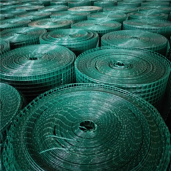 China Dark Green PVC Coated Welded Wire Mesh Rolls manufacturers and ...